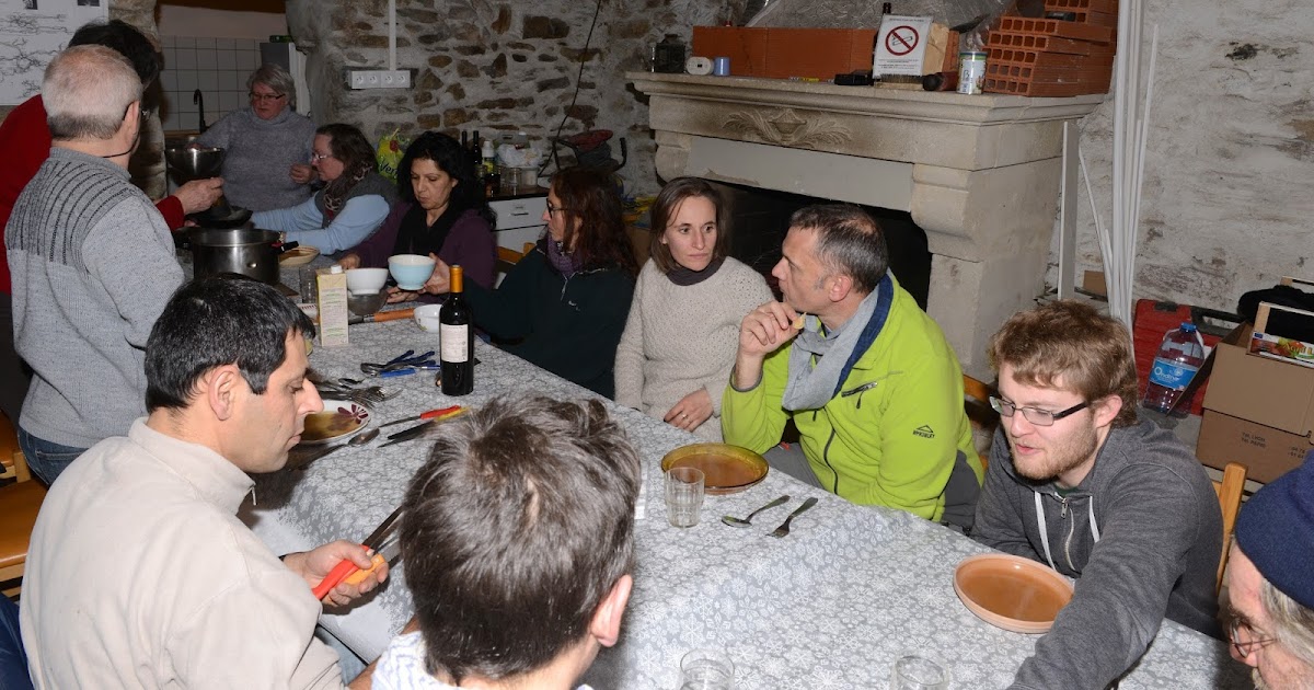 Spéléo Club de la Montagne Noire et de l'Espinouze: Samedi 07 janvier 2017 - soirée au local