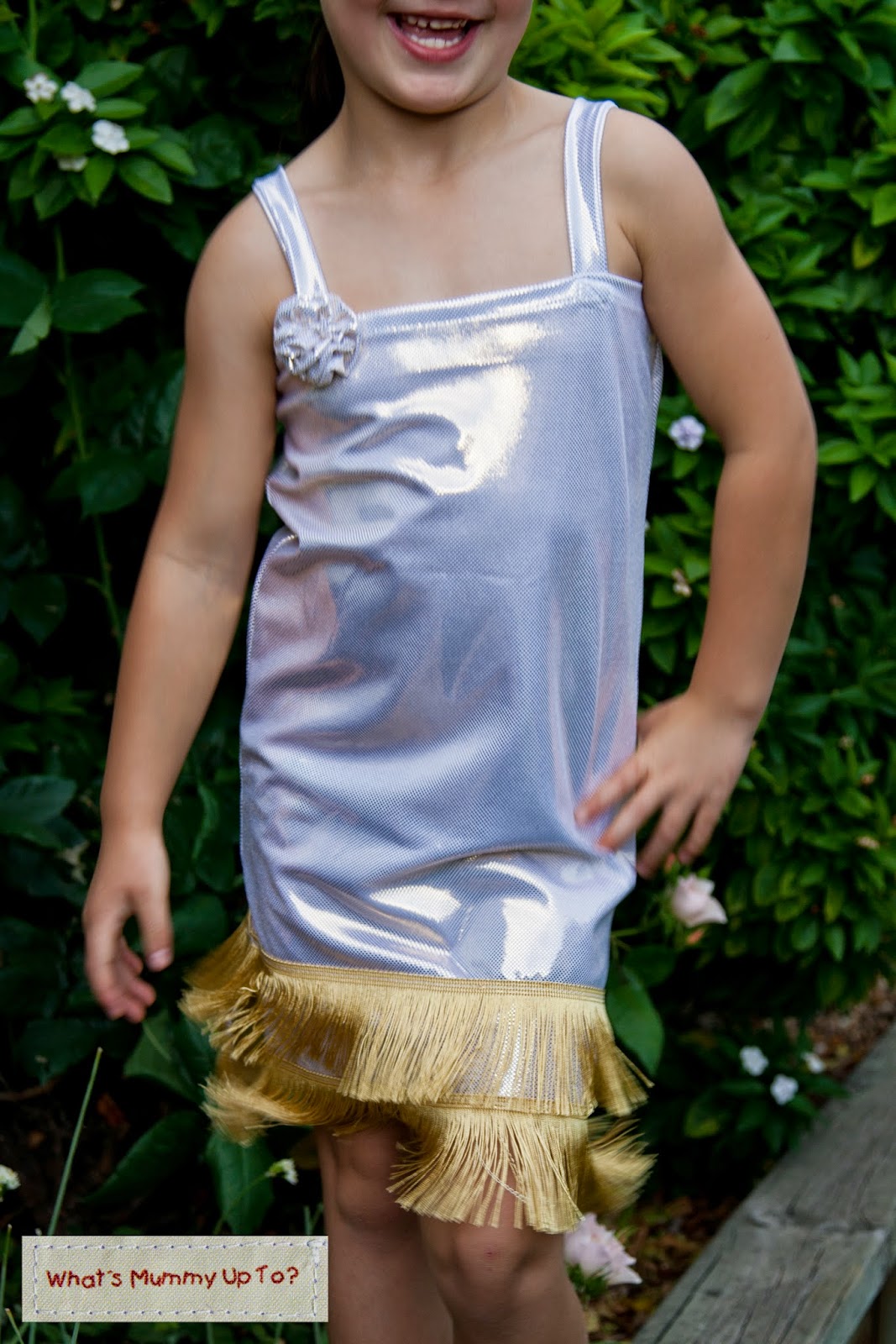 What's Mummy Up To ...: Tutorial: 1920's style Flapper Dress