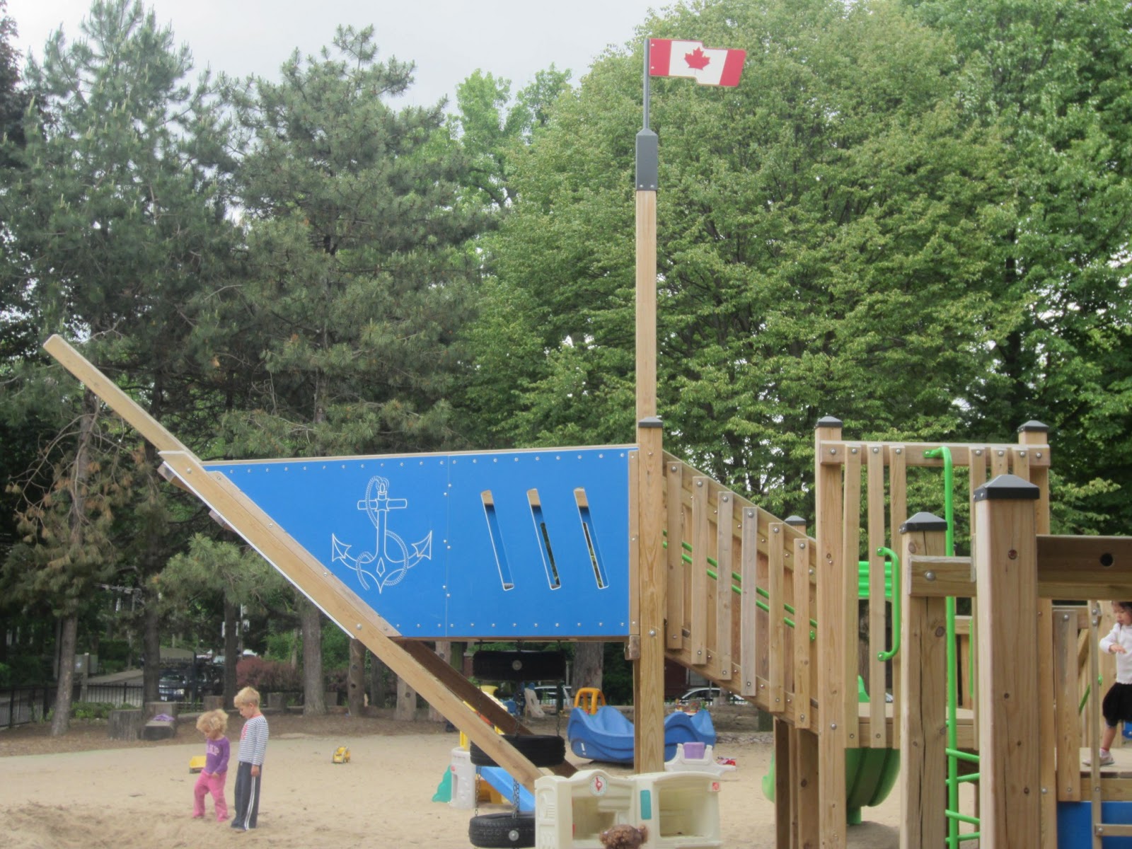 Multiple Momstrosity: The Whole World is Our Playground: Vermont Square ...