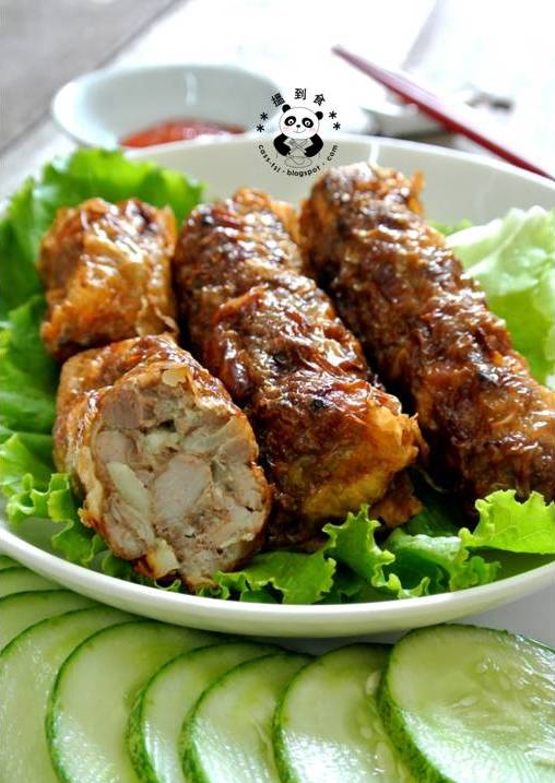 ** 搵到食 **: 通告。五香肉卷（Loh Bak）Five Spices Meat Rolls