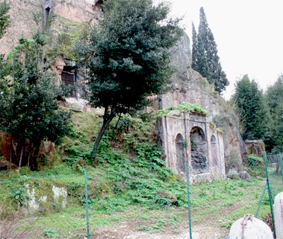 romanoimpero.com: RUPE TARPEA