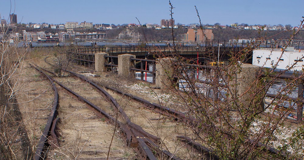 A Picture Each Day: The Old High Line