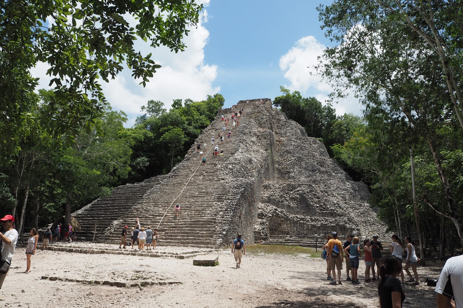 En medio de Ruinas Mayas, de Tulum a Merida ~ Media Vuelta al Mundo
