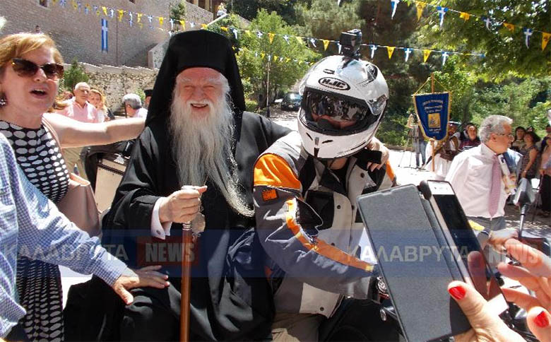 ΕΛΛΗΝΟΛΟΓΙΑ: Ο Αμβρόσιος και οι κίνδυνοι της δημοκρατίας