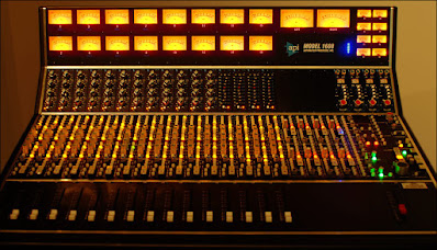 Tipos de consolas de audio ~ Marco Galvan | Music Production