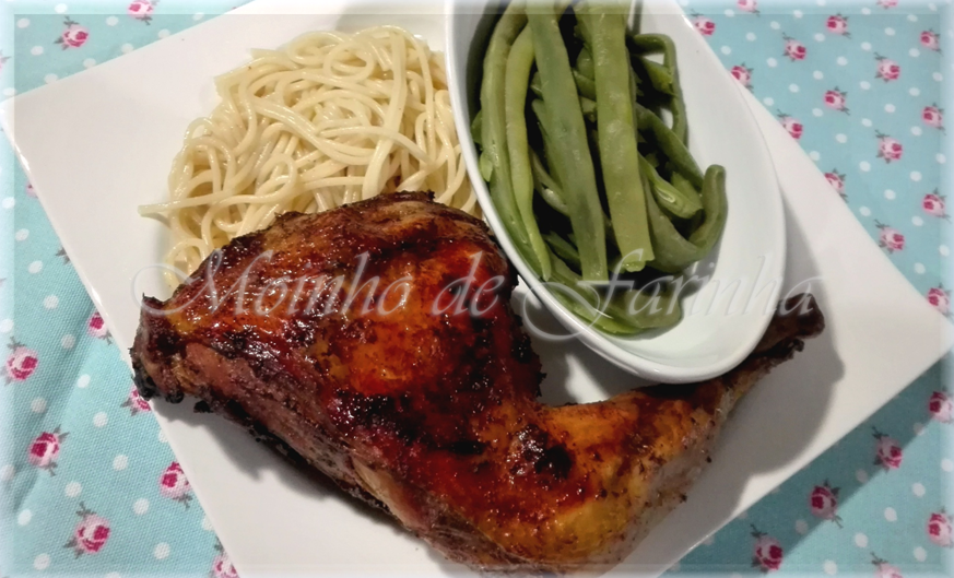Moinho De Farinha: Frango do campo no forno