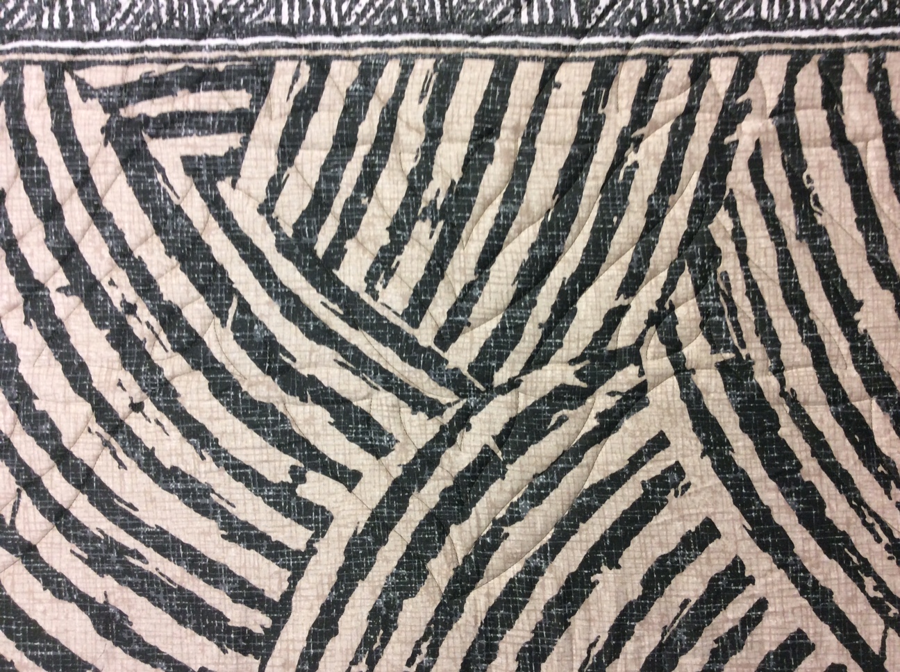 koolkat's quilting blog: Three diverse patterns that suit the quilts