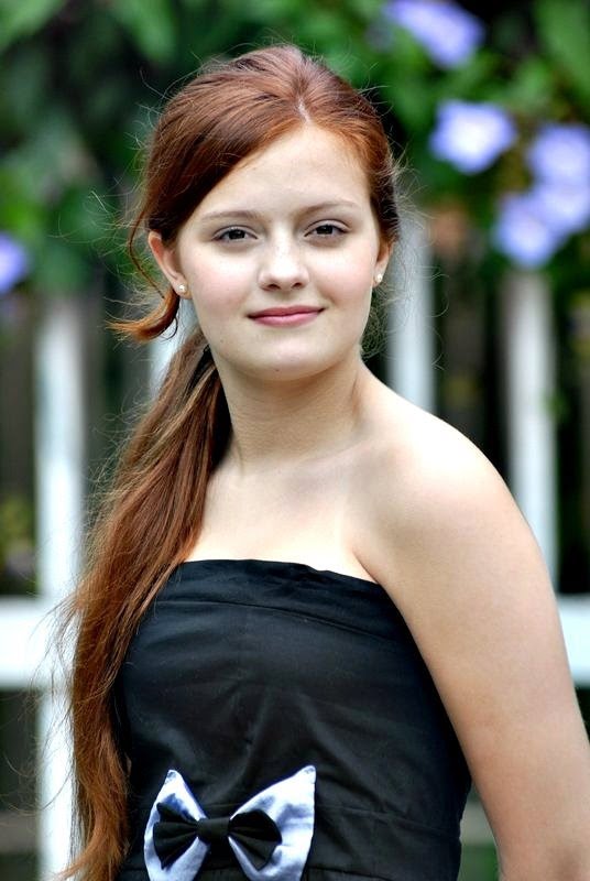 Julia Matos's Instagram, Twitter & Facebook on IDCrawl