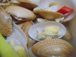 Life is colorful: Step by Step.. Lala Rebus