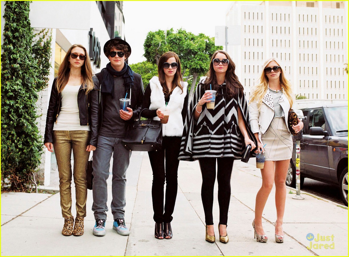 SAMANTHA HOFFMAN: Movie Review: The Bling Ring