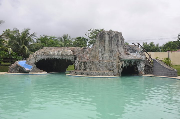 PAGKAIN,DESSERT,AND TRAVEL: AGUS HOTEL,Lapu-Lapu City Cebu