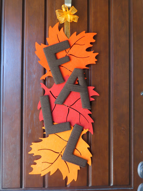 21 Fall Door Decorations | DIY Wreaths, Door Hangers, And More