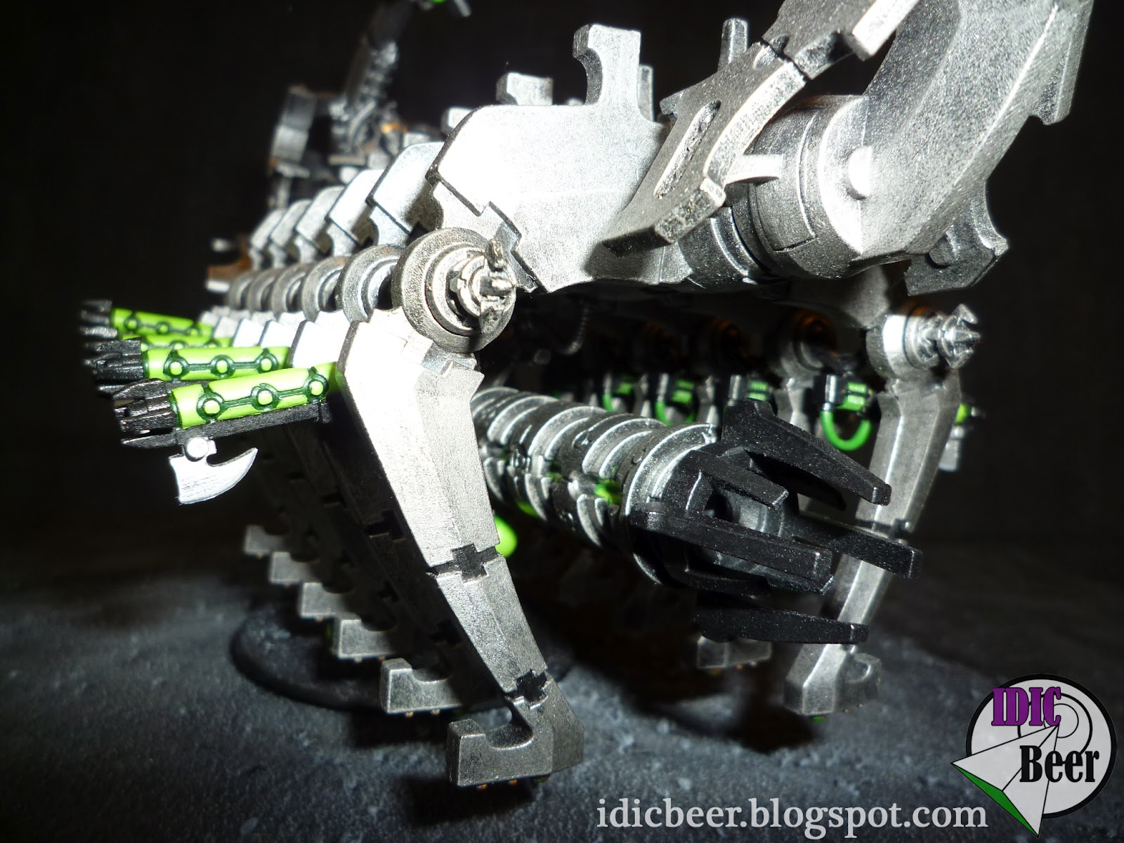 IDICBeer 40k: Necron Ghost/Doomsday Arks Painted (part 2)