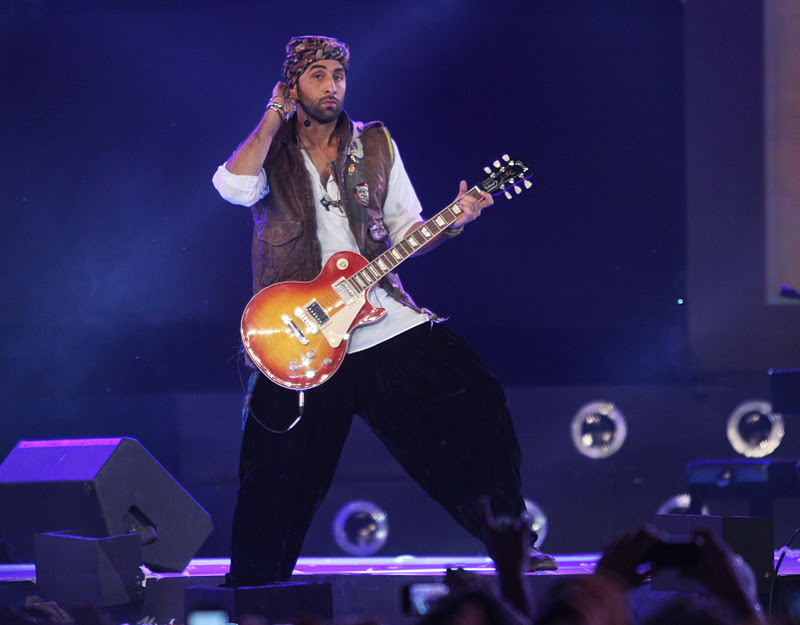 Photos-Latest Ranbir kapoor Rockstar Concert Pics