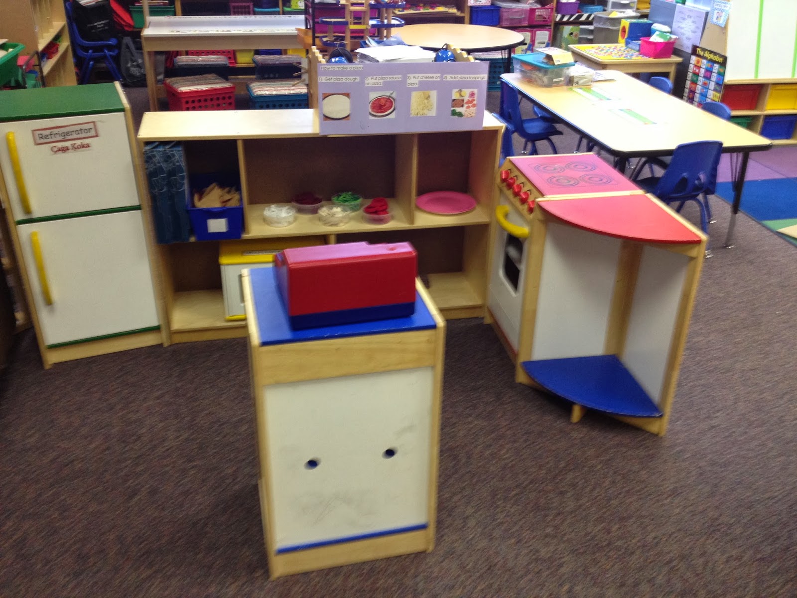 Hip Hip Hooray For Kinder!: Pizza Pizza Pizza!