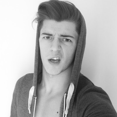 Dreams of Naughtiness: Sam Salter