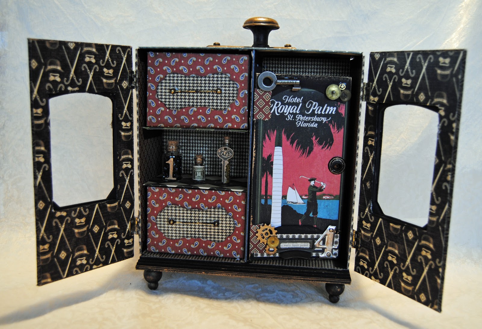 Papercraft Pleasures (my personal blog)