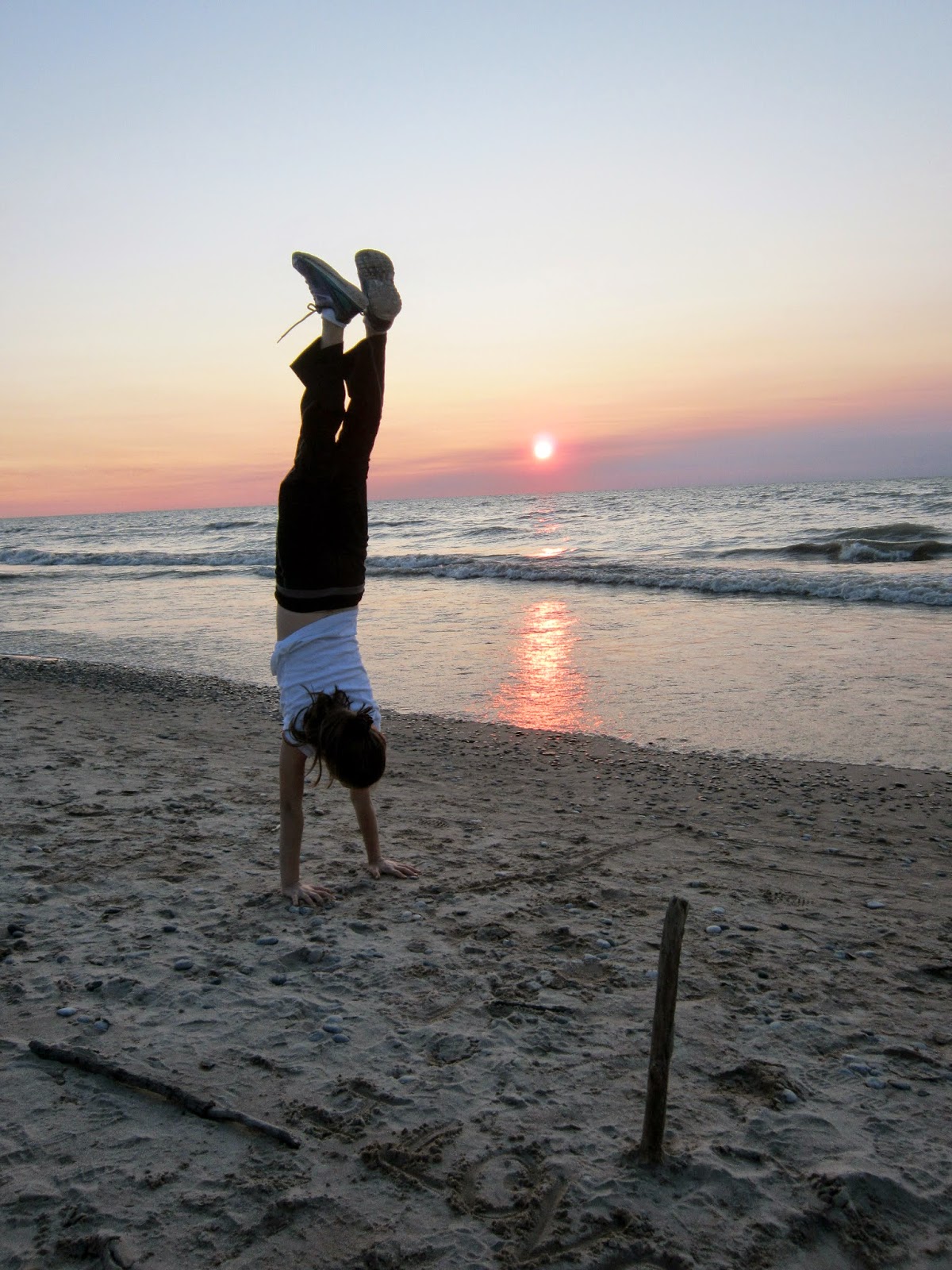 Oakville Gymnastics Club Acrobatic Gymnastics Team: Handstand Photo ...
