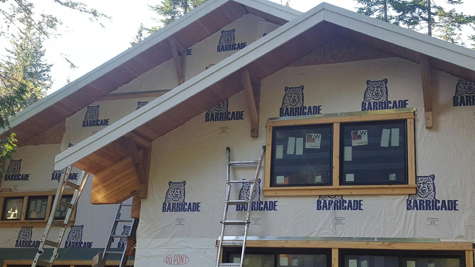 CCM Architecture : : Construction: Knee braces and barge rafters