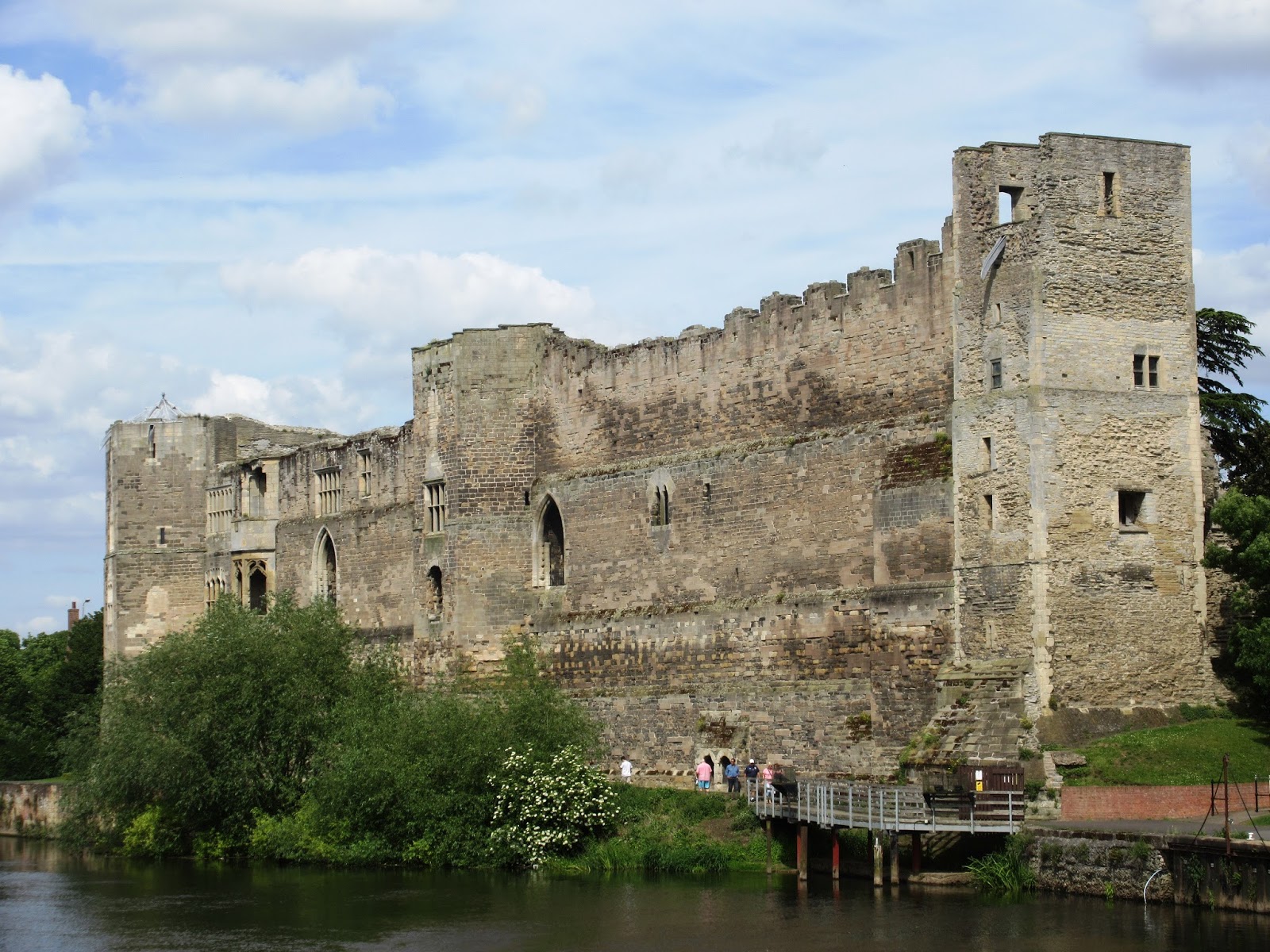 Liberal England: Plans for the restoration of Newark Castle