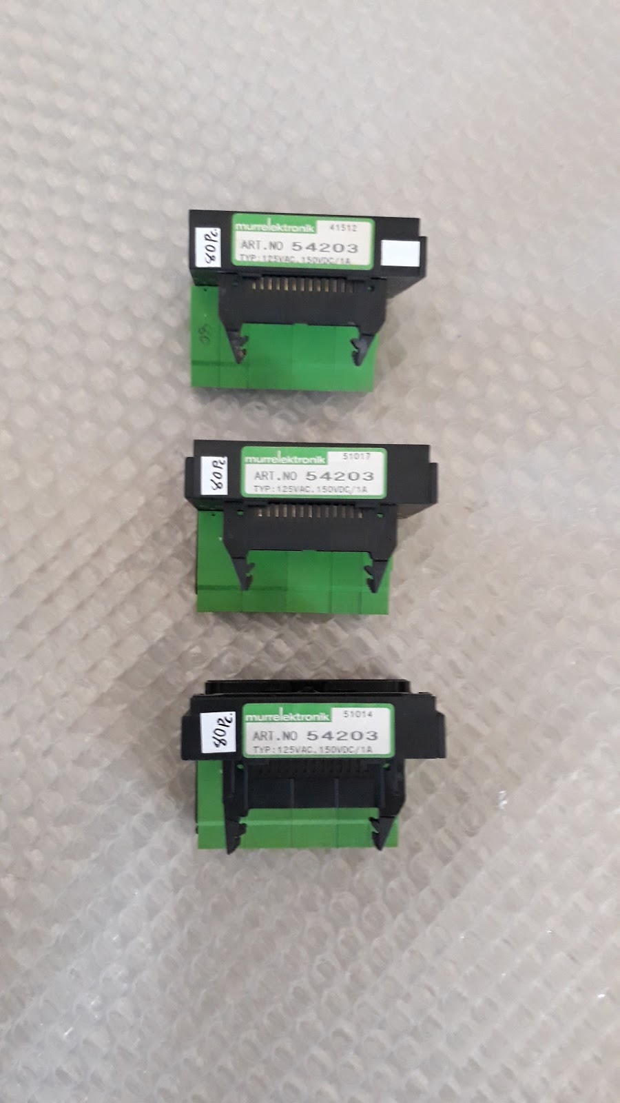 MURRELEKTRONIK 54203 125VAC 150VDC/1A RIBBON CABLE CONNECTOR - Aeliya ...