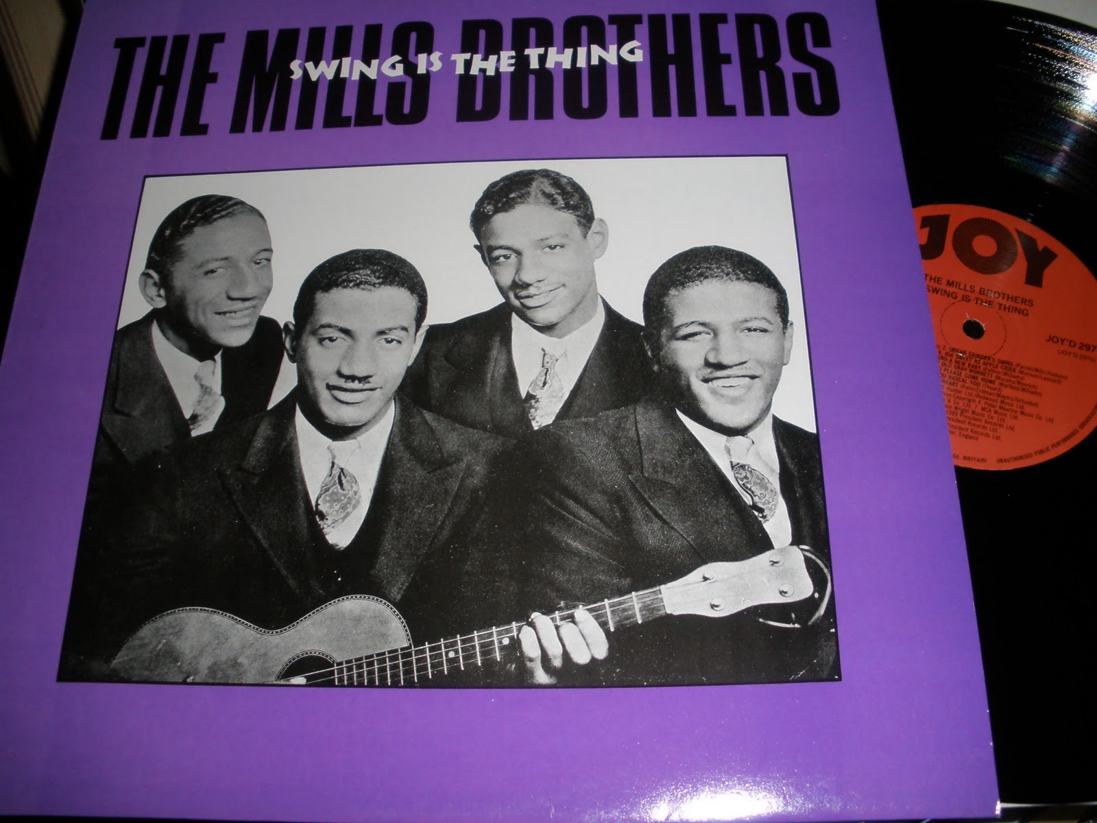 white moon for a black night: The Mills brothers Swing is the thing (1989)