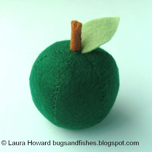 Bugs and Fishes by Lupin: Sew some Felt Fruit! Apple and Pear Tutorial