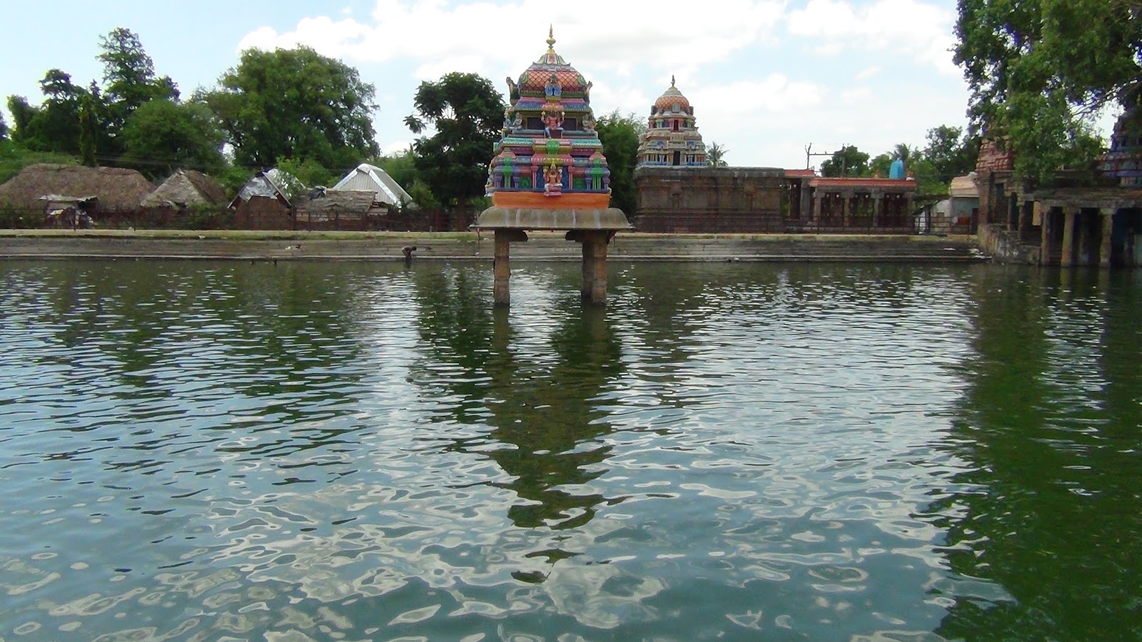 Dr.Ravishankar's blog: Sri Bhuvarahaswamy temple Srimushnam a Divya ...