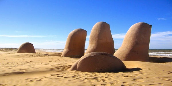 Mano de Punta del Este, Uruguay - Tourism Planet