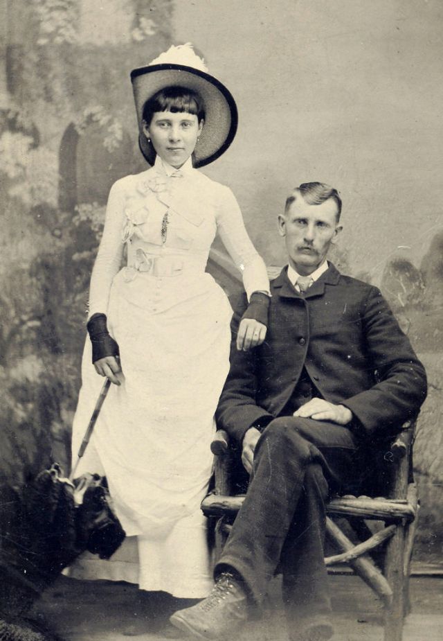 38 Cool Pics Show What Couples Looked Like in the 19th Century ...