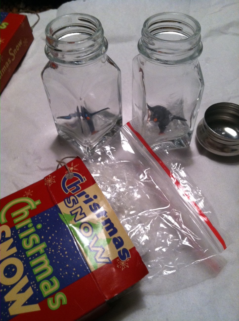 DIY: Salt + Pepper Shaker Snow Globe