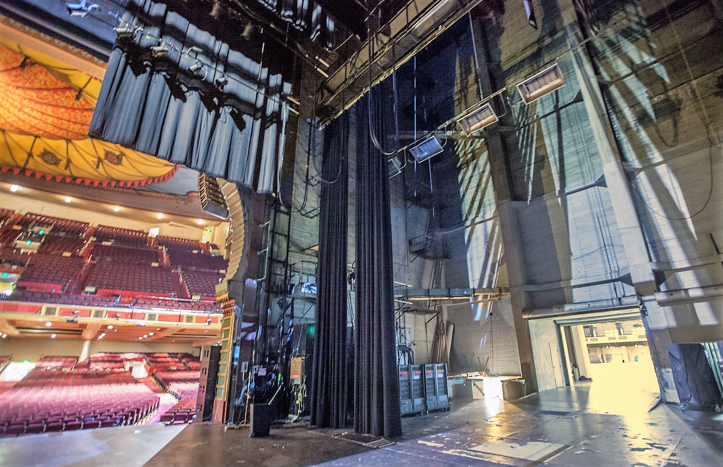 Los Angeles Theatres: Shrine Auditorium: backstage