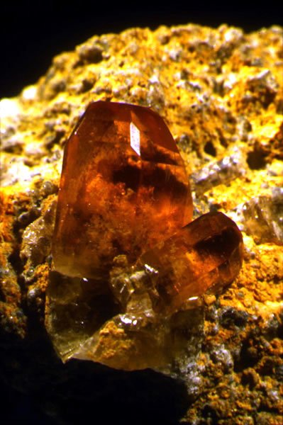 Runa mágica: El poderoso topacio