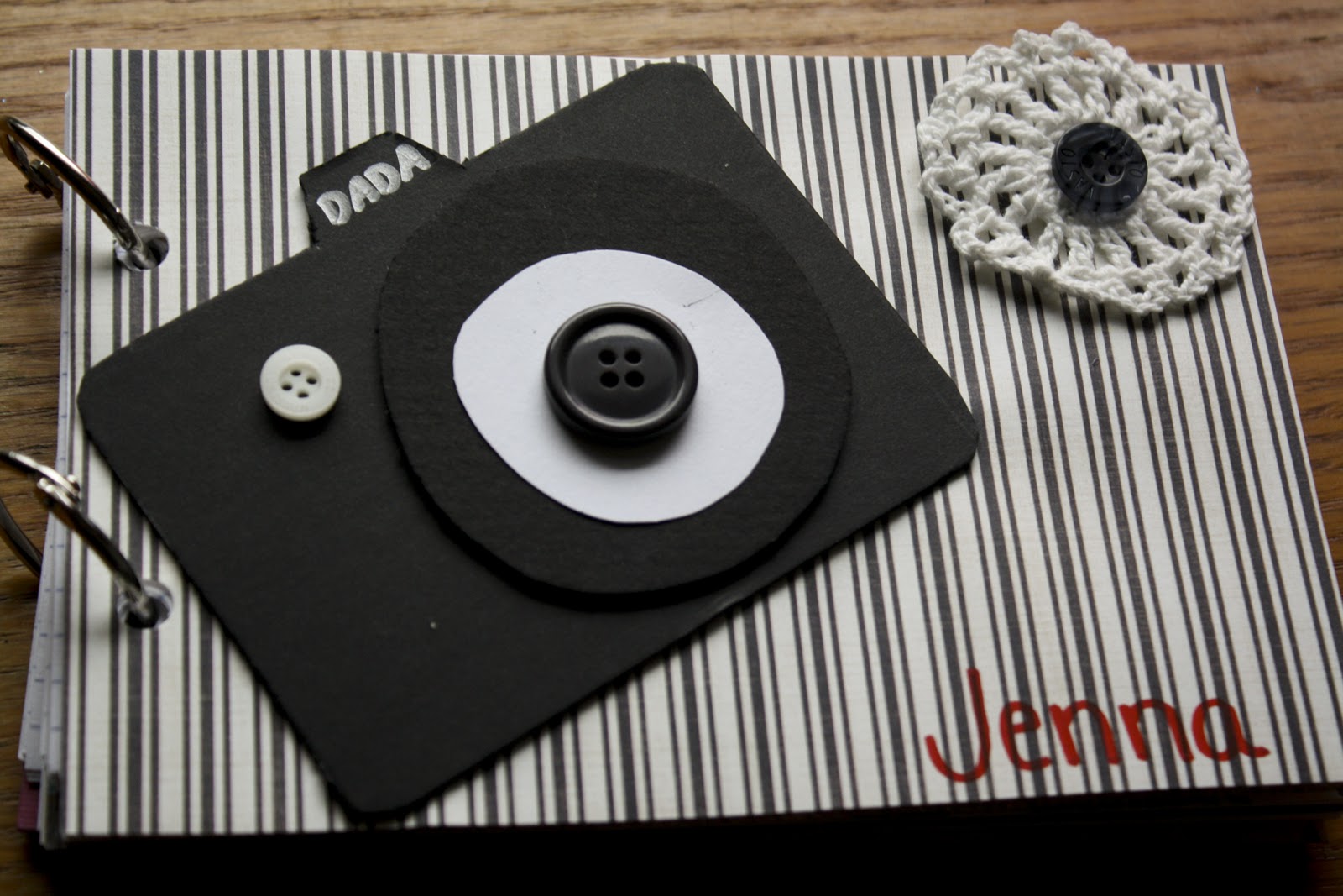 Craft and Recipe Page: Cute DIY Notebooks