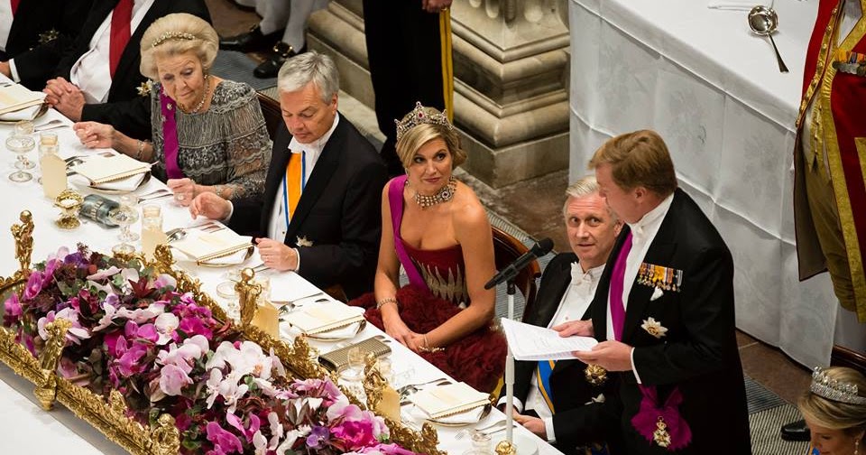Queens of England: State Dinner Sparklers: Dutch Diamonds...and rubies