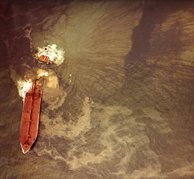 16 mars 1978 : l'Amoco Cadiz s'échoue sur les côtes bretonnes.