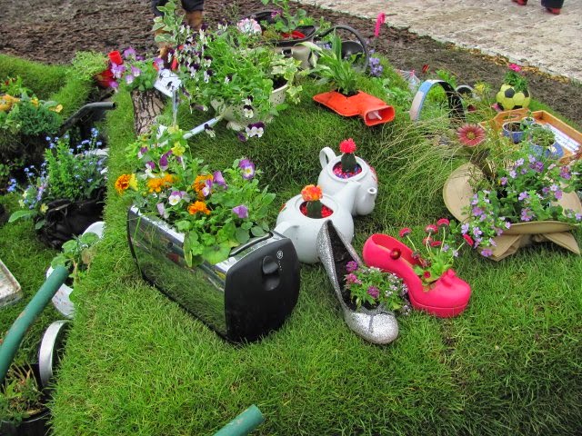 How to Recycle: Stunning Recycled Gardening