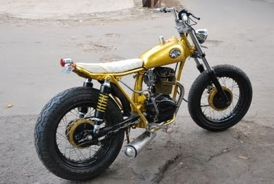 Modifikasi Motor CB Jadul Tapi Anggun