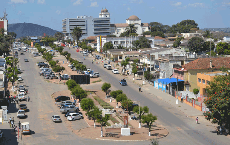 Extra Light: A place where I once was happy: Nampula, Mozambique