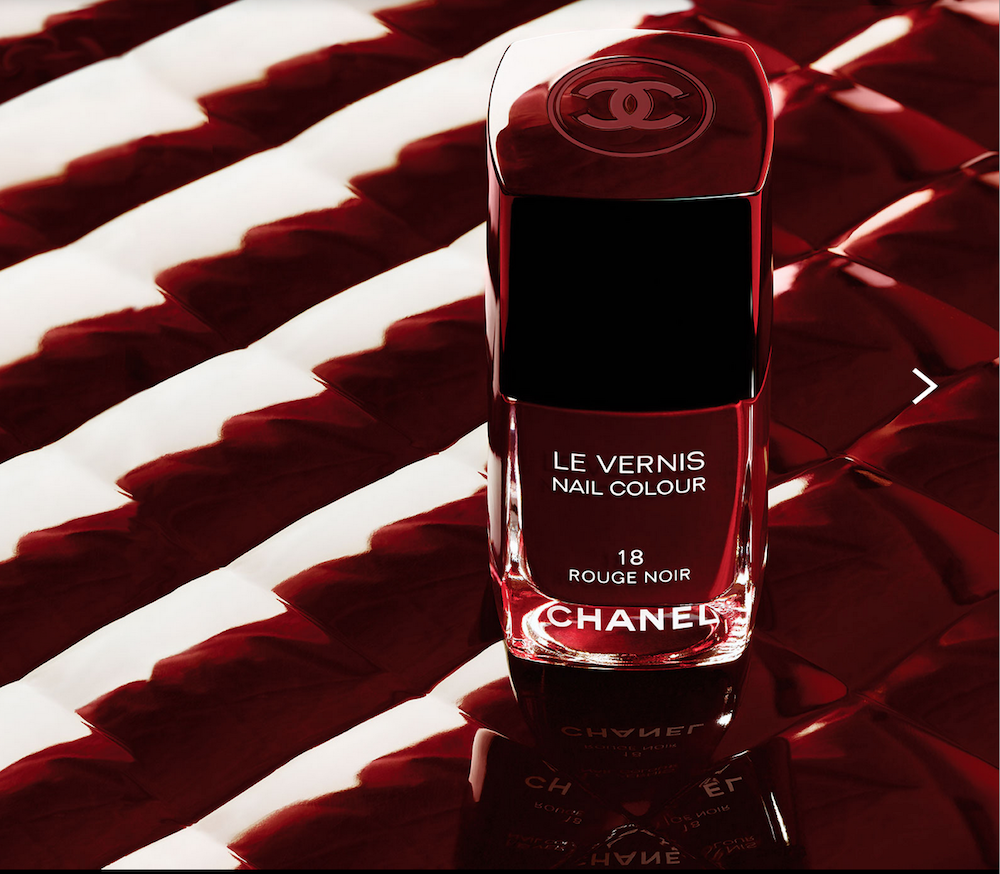 La fabuleuse histoire du vernis Rouge Noir Chanel - BEAUTYLICIEUSE