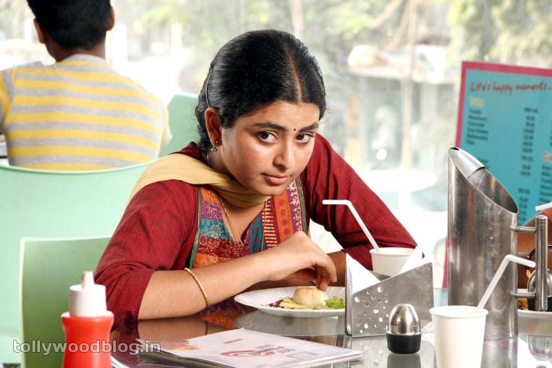 Swathi in Raattinam Movie New Photo Stills |Tamil Cinema News Updates ...