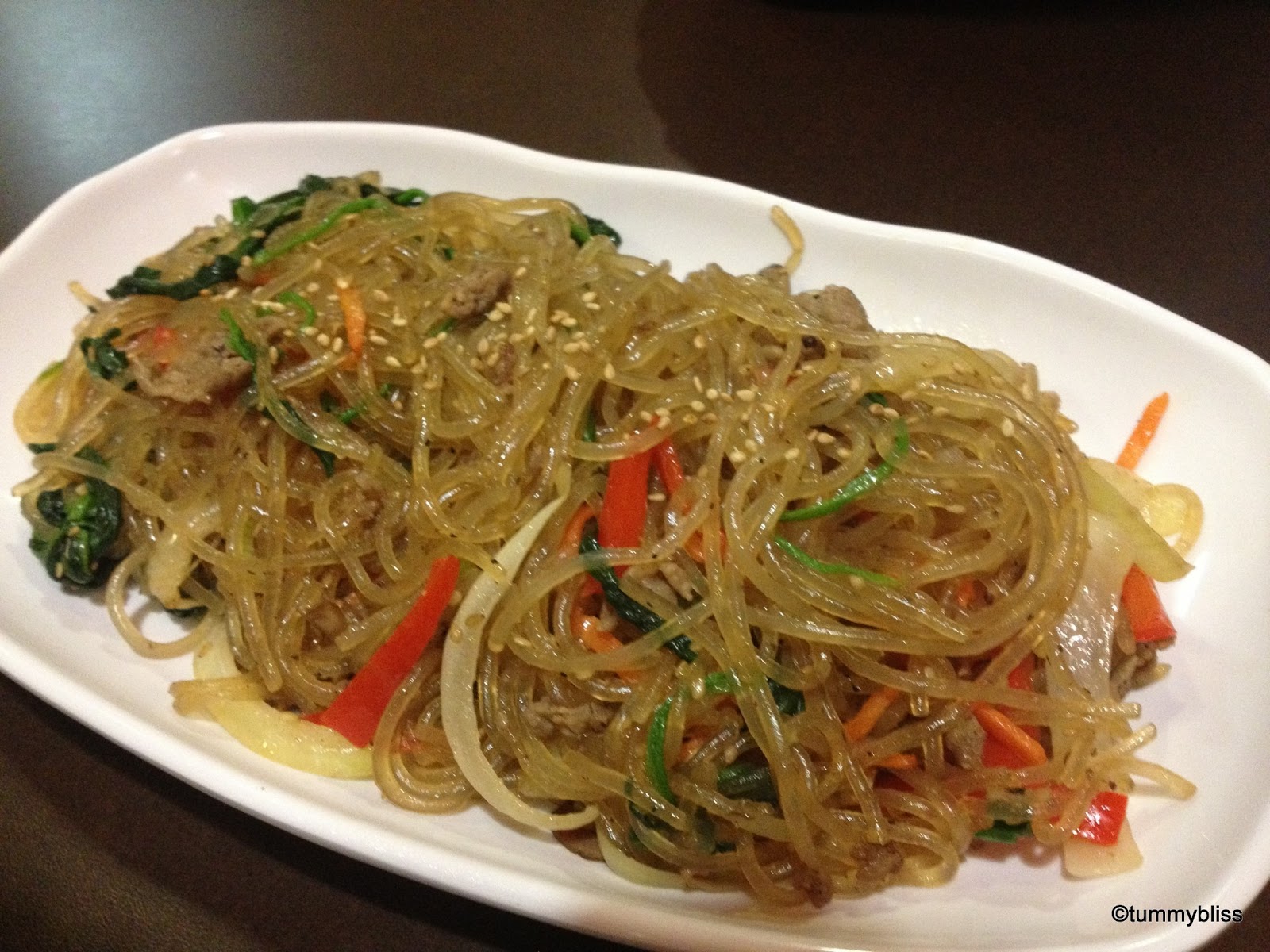 to devour...: Gangnam Chicken