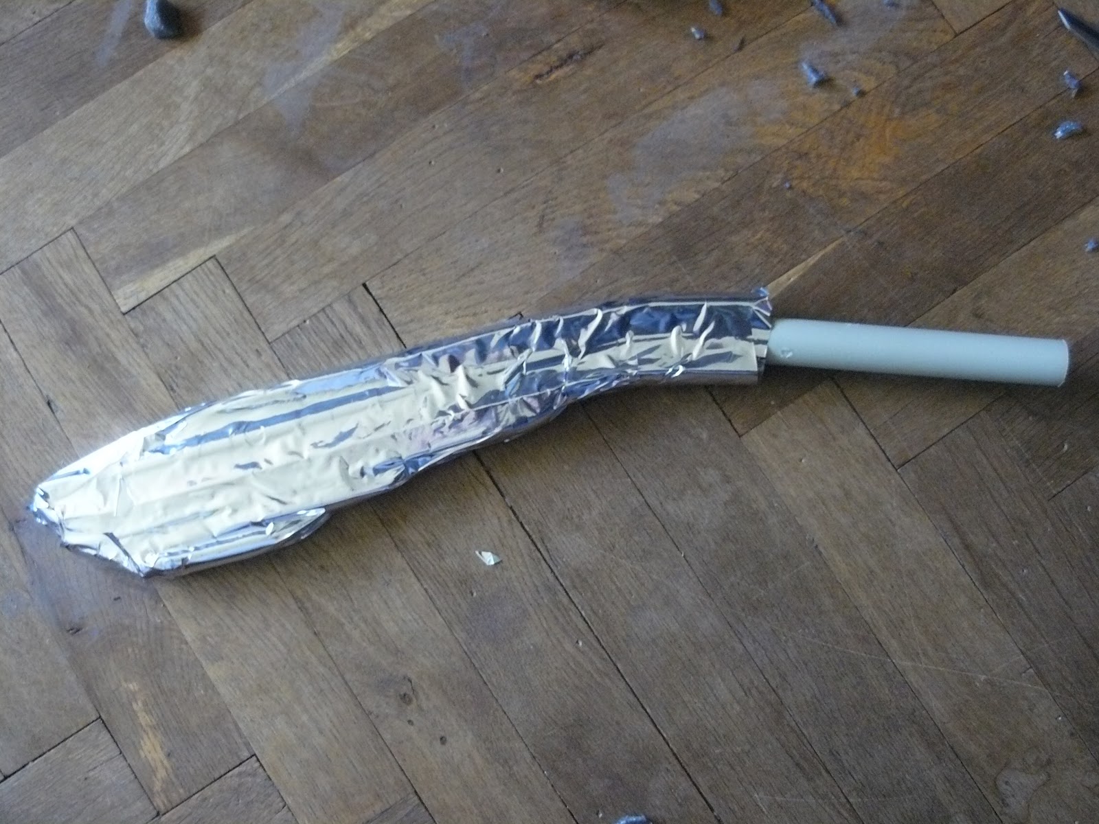 Buskador's LARP: How to make a larp boffer kukri