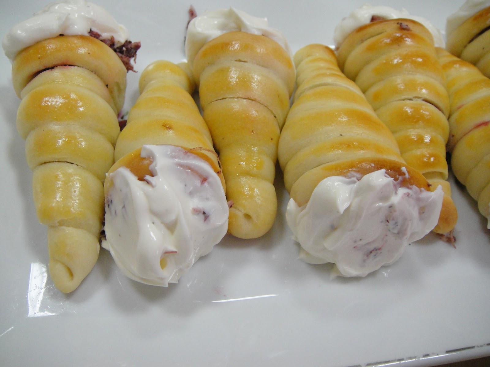 Maryam's Culinary Wonders: 194. Chicken Muskhan Cones