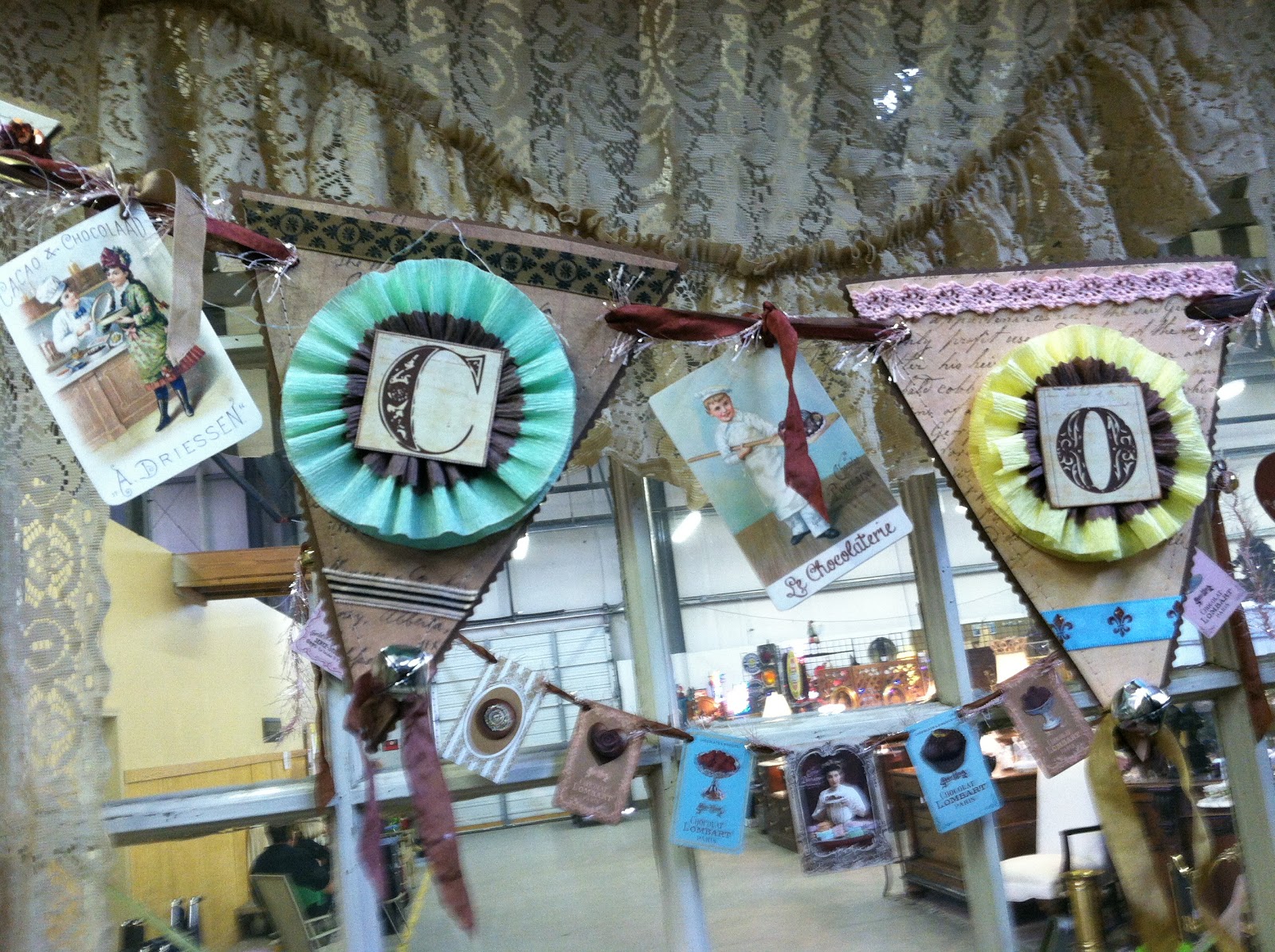 Encore Creations: Graduation Banner DIY