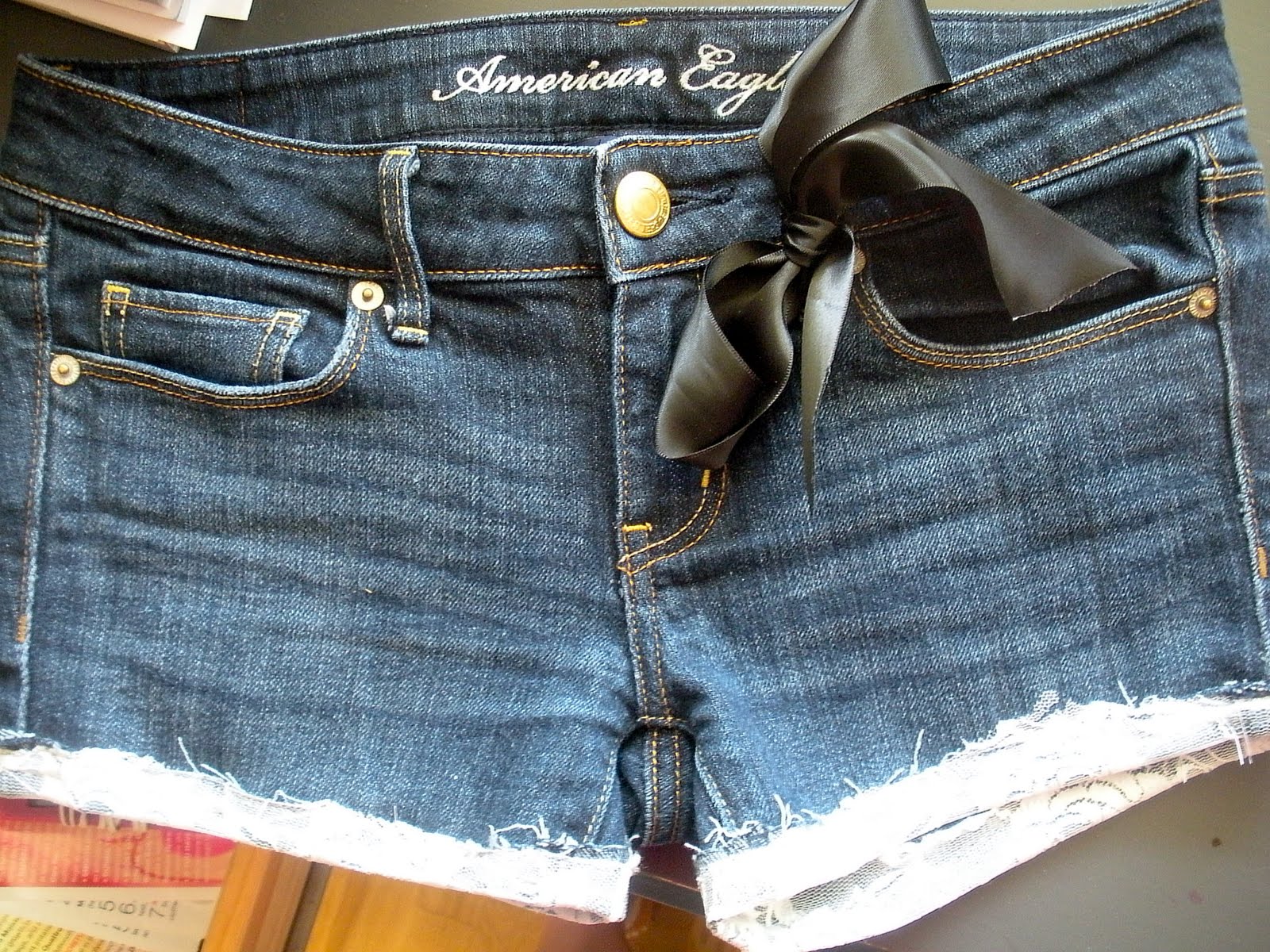 stylelust: DIY: Lace trim denim cutoffs with bow