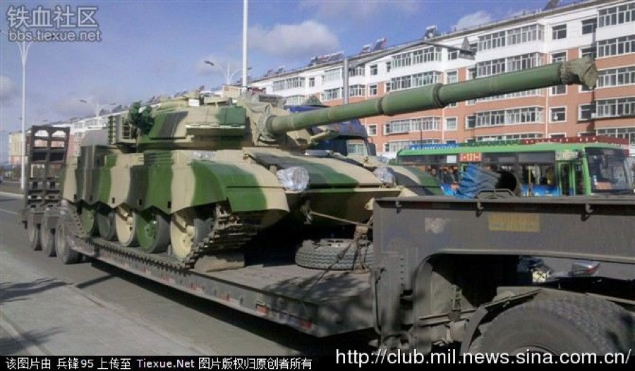 PLA PhotoBlog: 中国人民解放军图库: Old Type 59 Tank