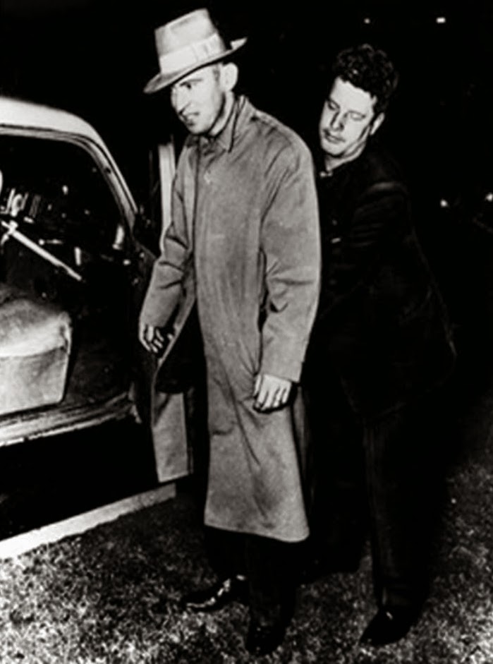 Elizabeth Short "La Dalia Negra" ~ Asesinos en Serio