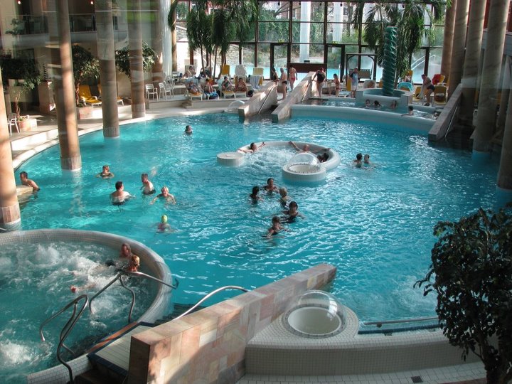 Indoor swimming pool with mineral water Carolus Thermen Aachen in ...