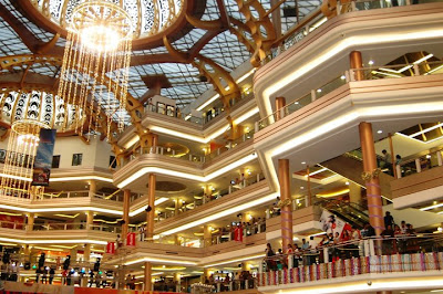 Lake City Udaipur: The Celebration Mall Udaipur Reviews - Top Mall In India